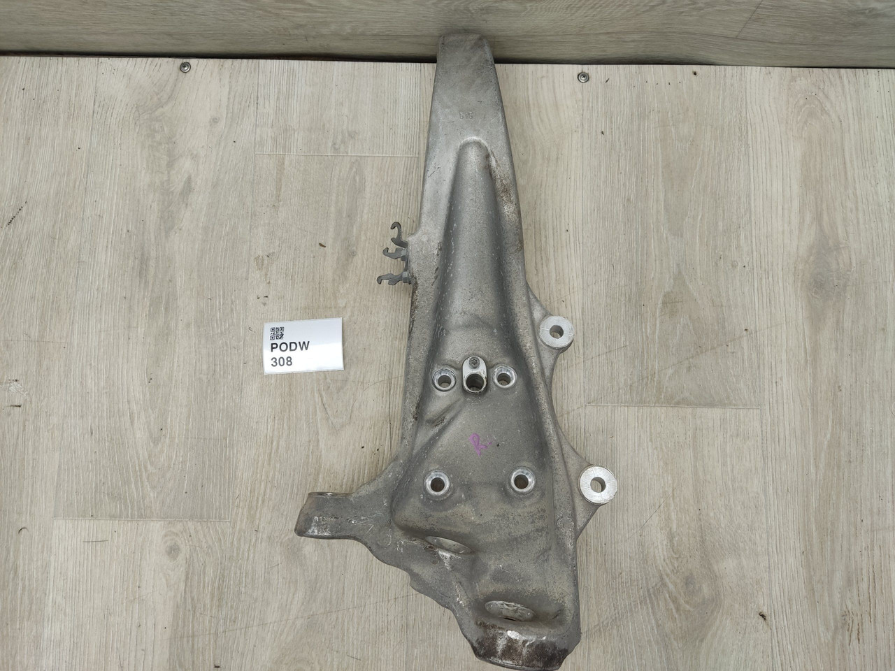 Купити Кулак поворотний цапфа передній правий BMW 5 F10 F11 6 F06 F12 ...