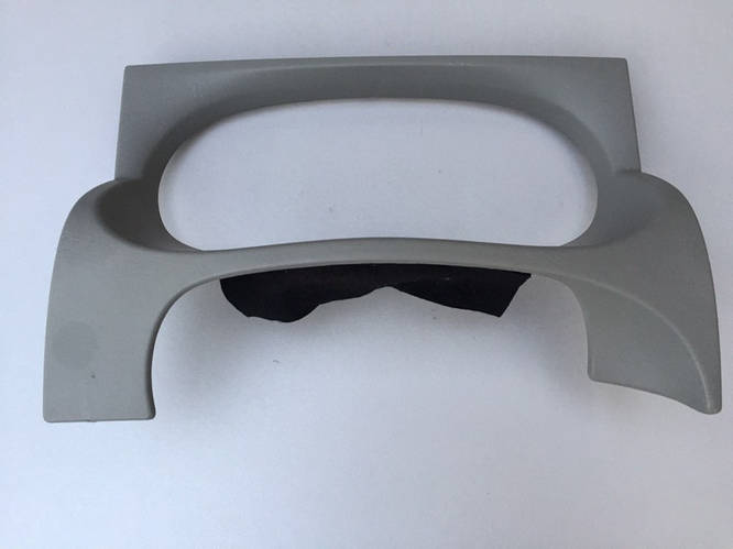 Купити Накладка панелі приладів (заглушка) на Opel Vivaro, Renault ...