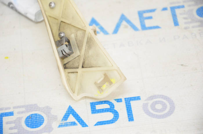 Купить Крепление переднего бампера левое внутр Cadillac CTS 14- надлом ...