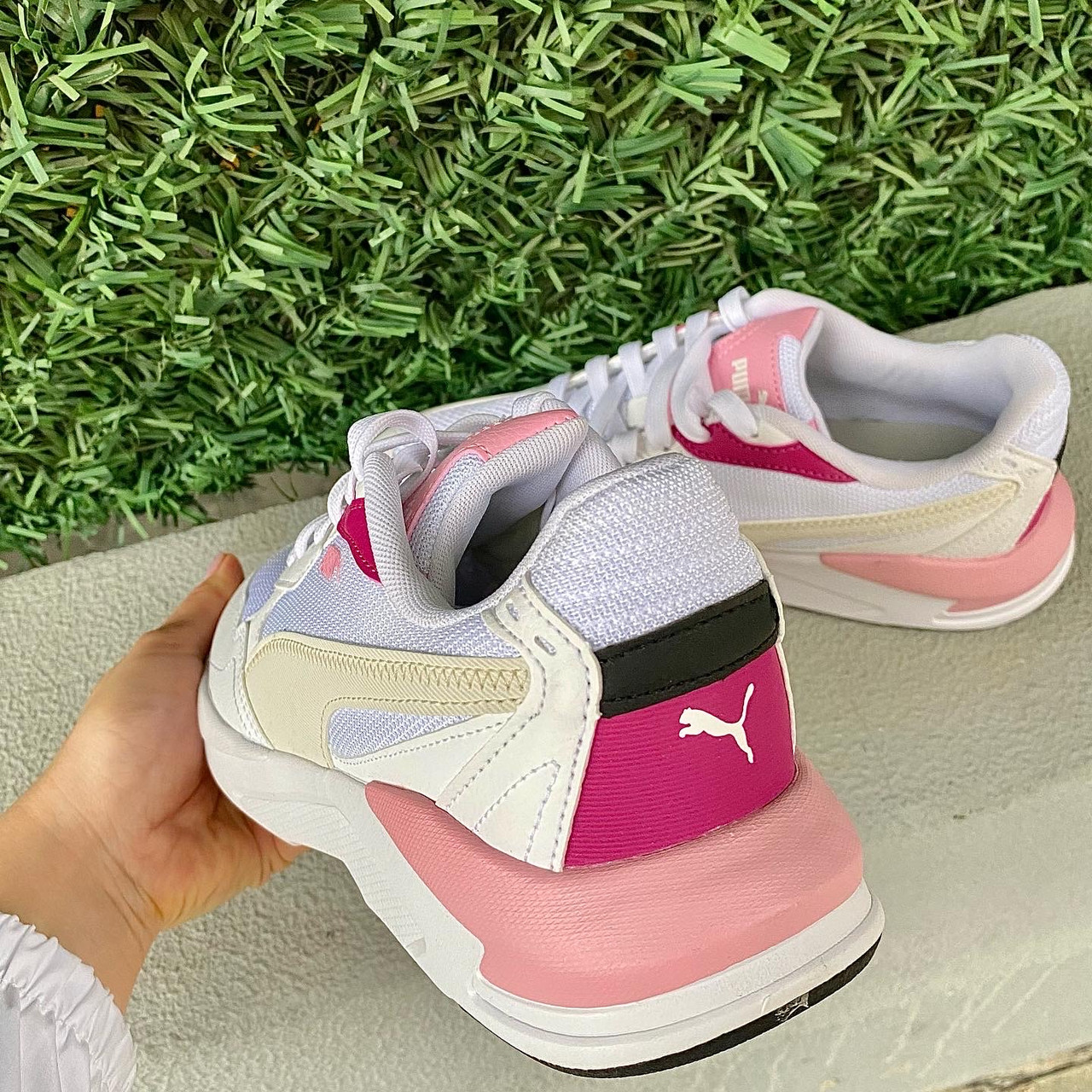 Puma Кроссовки Женские — Купить Недорого на Bigl.ua (1700858207)