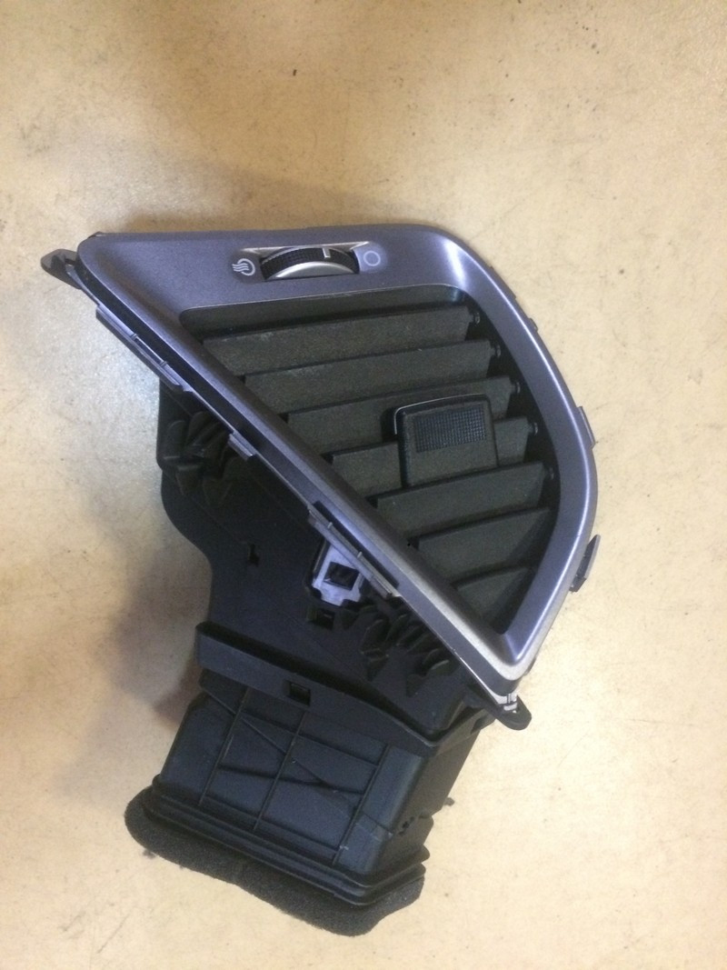 Повітропровід (дефлектор) у торпедо лівий 97405-2W000 Hyundai Santa Fe ...