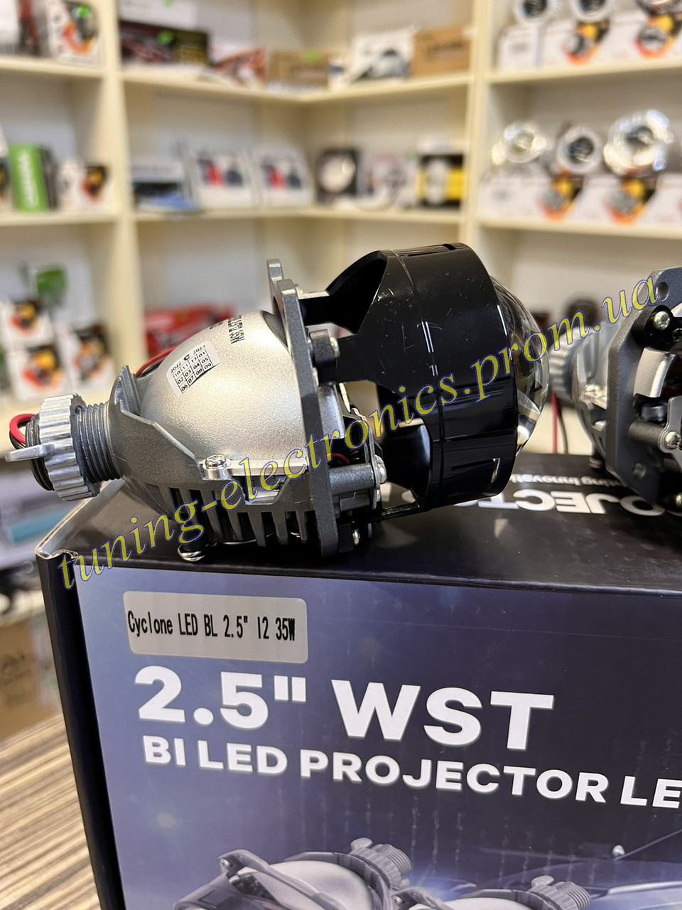 Купити BiLed Світлодіодні LED лінзи 2.5 дюйма CYCLONE 35 Watt 5000K бі ...