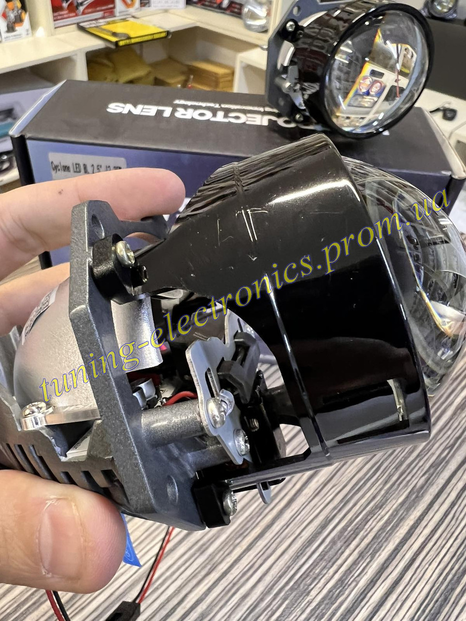 Купити BiLed Світлодіодні LED лінзи 2.5 дюйма CYCLONE 35 Watt 5000K бі ...