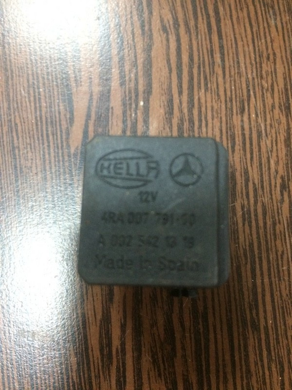 Купити Реле вентилятора (універсальне) A0025421319 Mercedes BENZ ...