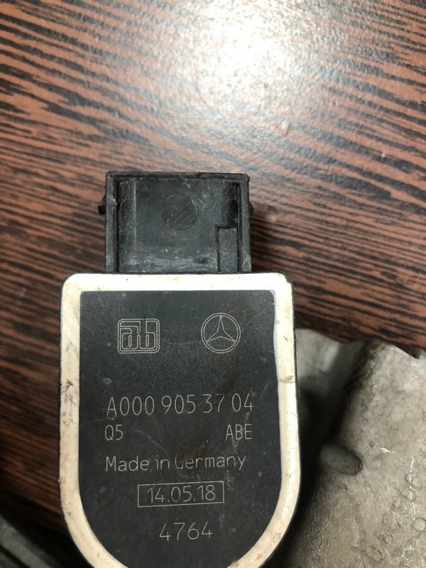 Купити ДАТЧИК УРОВНЯ СВЕТА A0009053704 MERCEDES W205.W213 2015-2021 ...