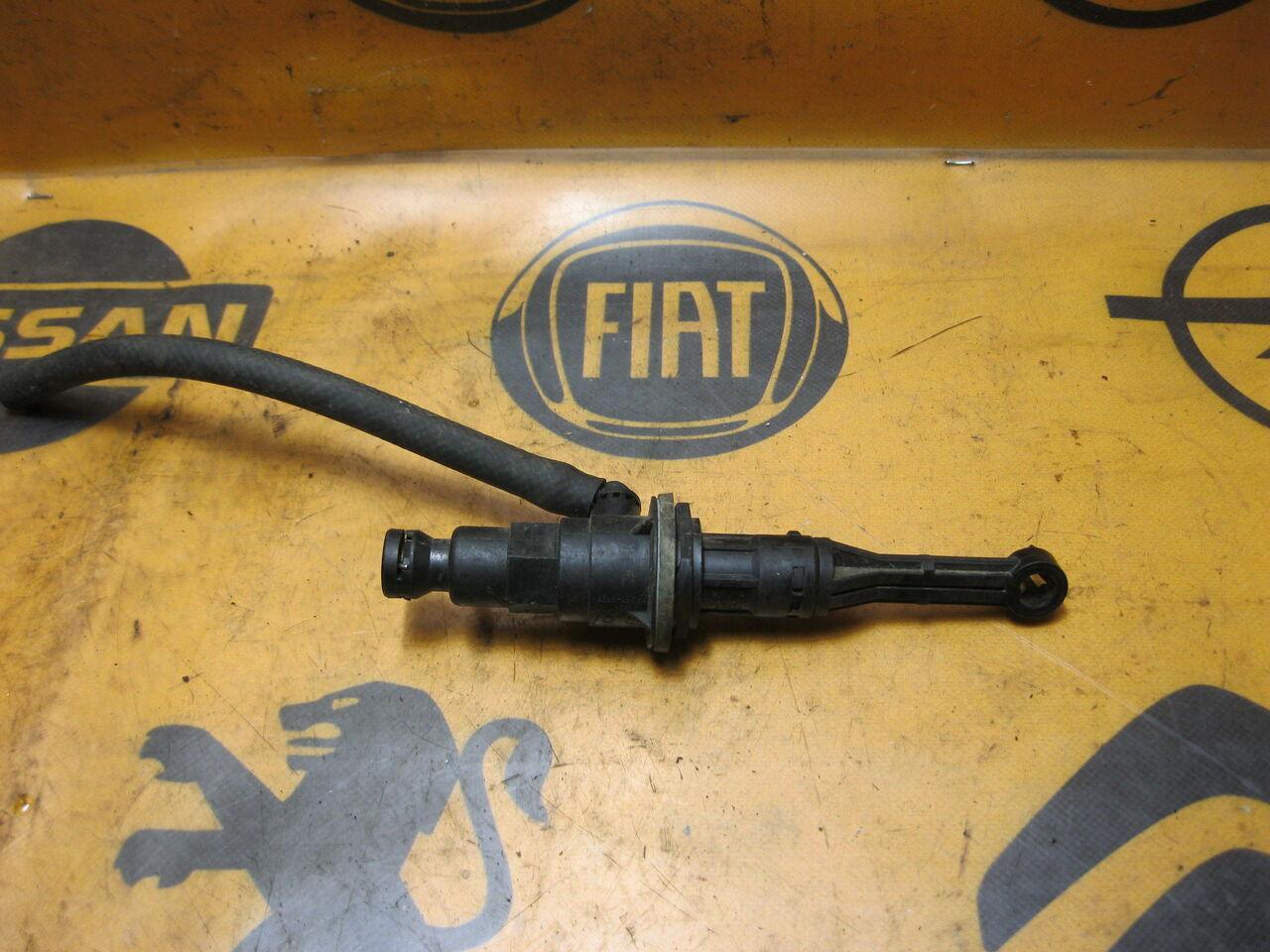 Купить Б/У Главный цилиндр сцепления RENAULT MASTER Trafic 8200459155 ...