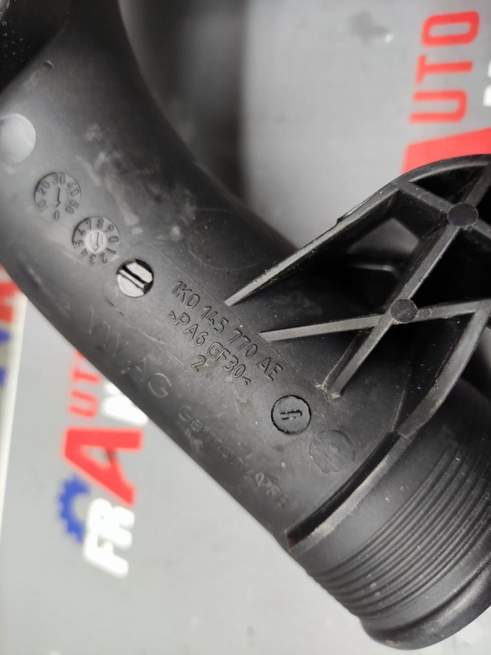 Купити Патрубок інтеркулера 1K0145770AE для Audi/Seat/Skoda/VW, ціна ...