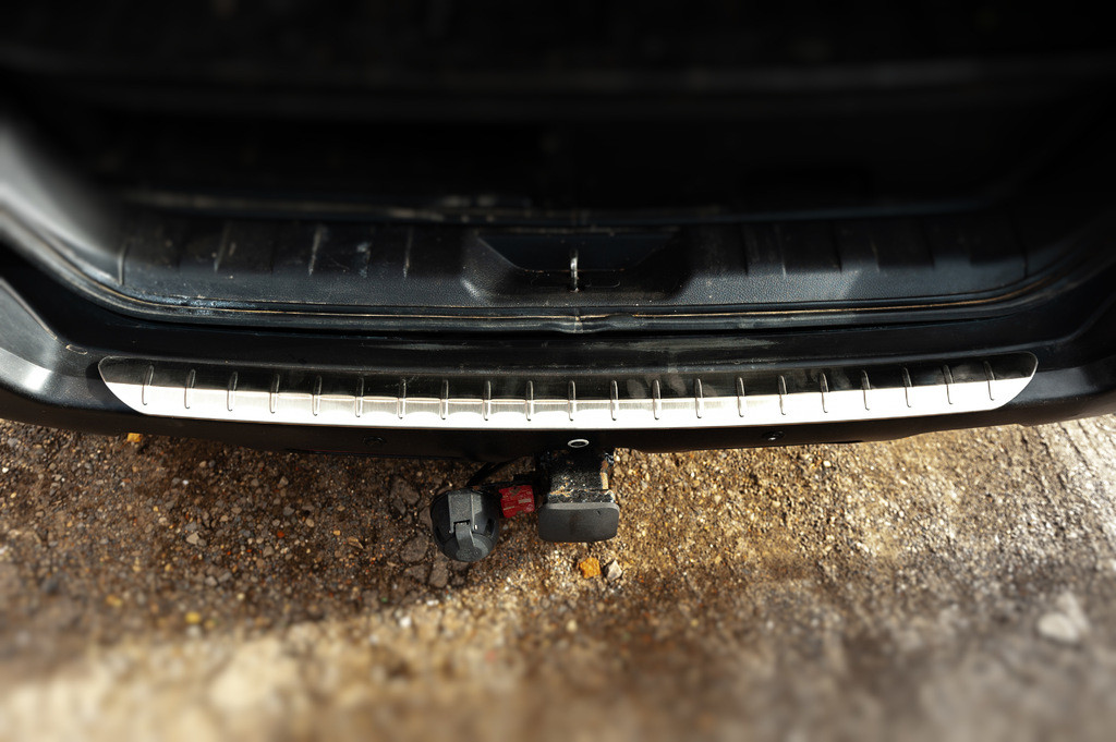 Накладка на Задний Бампер Libao (нерж) для Nissan X-trail T31 2007-2014 ...