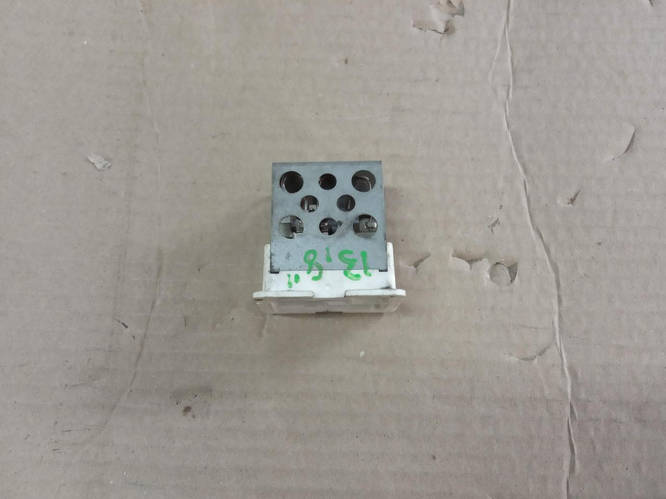 Резистор реостат печі Opel Astra, Zafira 52475432, 90560362, 1845795 ...