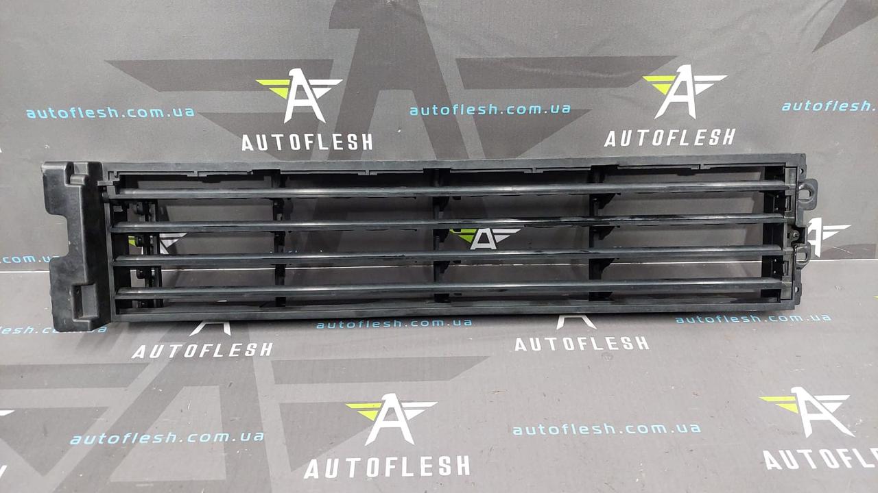 Купить Дефлектор/ воздуховод/ жалюзи 214F65316R Renault Megane IV бу ...