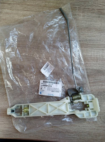 Корпус передней наружной правой ручки GENERAL MOTORS 95981216 CHEVROLET ...