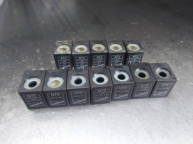 Соленоид CAMOZZI U77 AC 110 3,1W 27,5 х 22 х 29,5 мм (ID#1705820028 ...