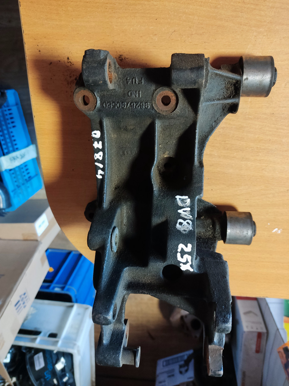 Кронштейн Генератора Peugeot 206 DV8 9626790580 07814 — в Категории ...