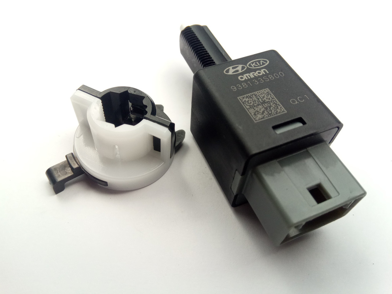 Датчик включения тормоза (педали) Hyundai/KIA, MOBIS (938103S700 ...