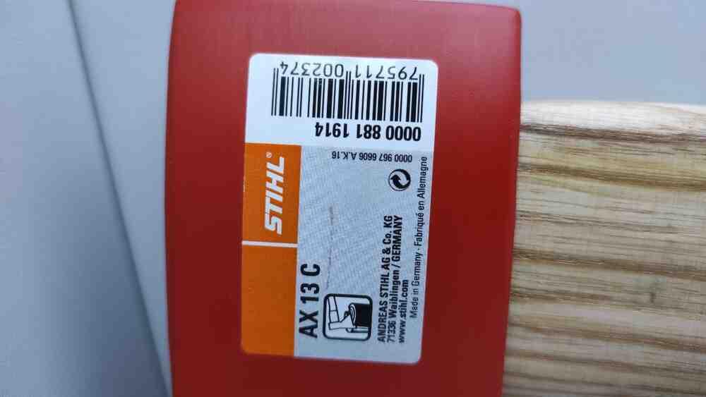 Топор Б/У Stihl Колун 50см 1250г — Купить Недорого на Bigl.ua (1708152725)