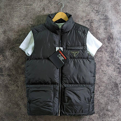 Жилетка Prada, цена 2800 грн — Prom.ua (ID#1709056919)