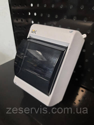 Бокс КМПн 2/4 на 4 мод. прозора кришка навісний 140х98х83 IP30, IEK, ціна 54 грн — Prom.ua (ID ...