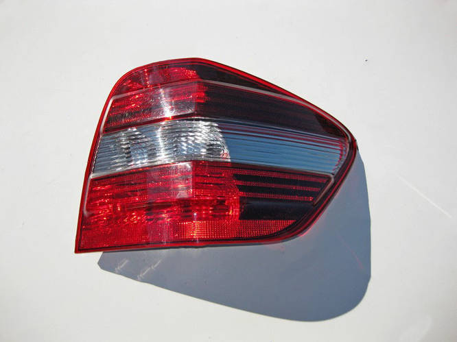 Купить Mercedes-Benz A1649061000 Фонарь задний правый ML W164, цена ...