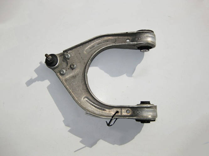 Mercedes Передній верхній лівий важіль A2113308907, ціна 1577 грн ...