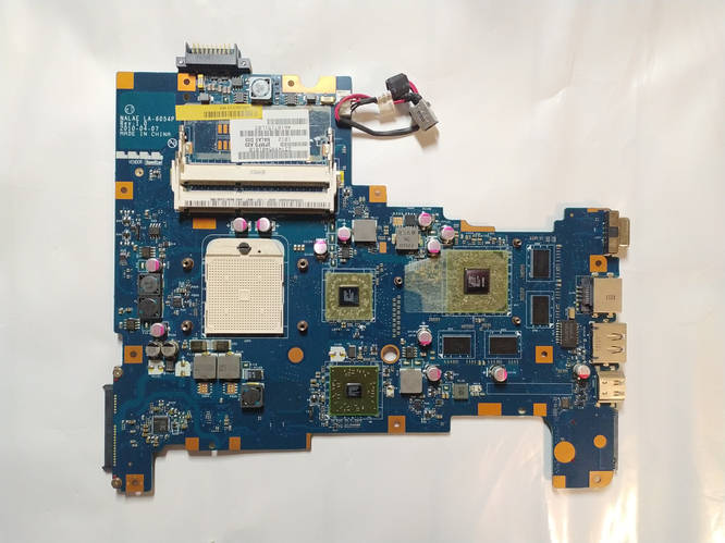 Материнская платаToshiba L670 LA-6054P REV:1.0 (S1G4, HD 6500M, 2XDDR3 ...