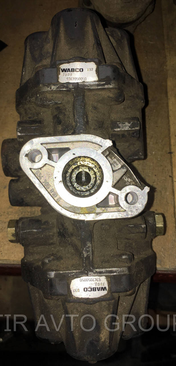 4-х контурный защитный клапан WABCO 9347050050, цена 2050 грн — Prom.ua ...