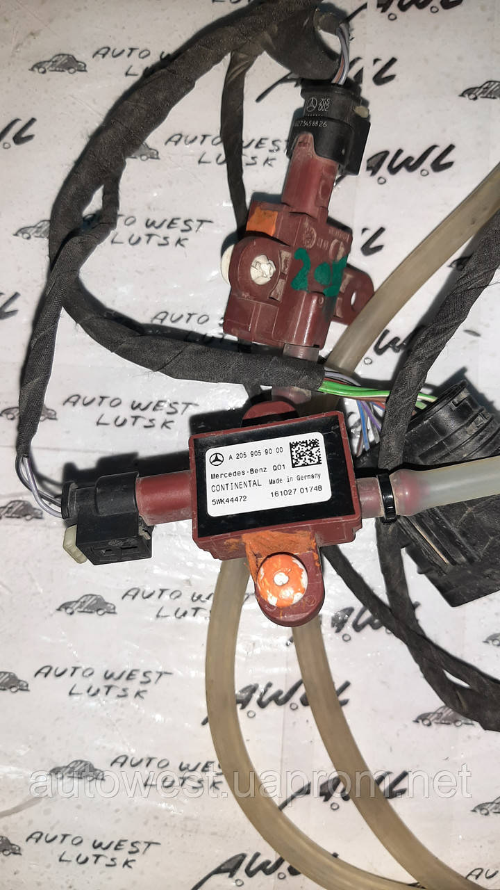 Датчик тиску системи безпеки Mercedes W205 C-Class A2059059000 (ID ...