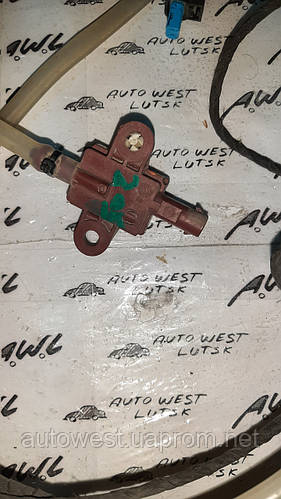 Датчик тиску системи безпеки Mercedes W205 C-Class A2059059000 (ID ...