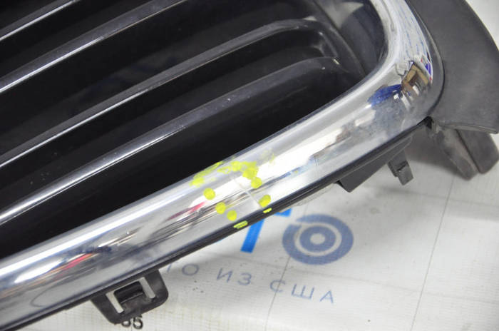 Решетка радиатора grill со значком Volvo XC90 16- хром, трещина, слом ...