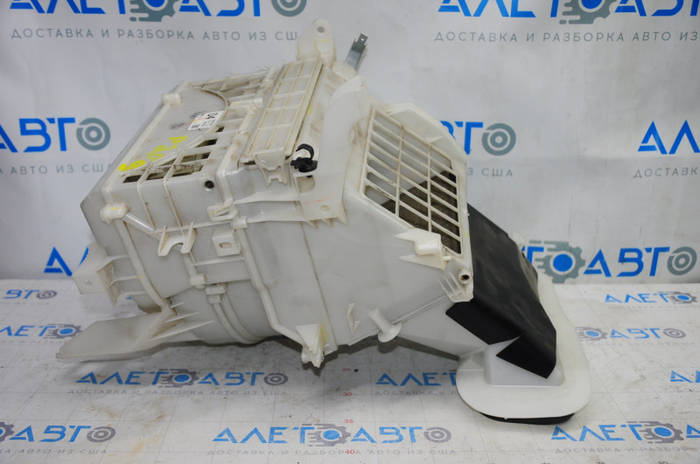 Купить Корпус голый (вентиляция, правая часть) Toyota Prius 20 04-09 ...