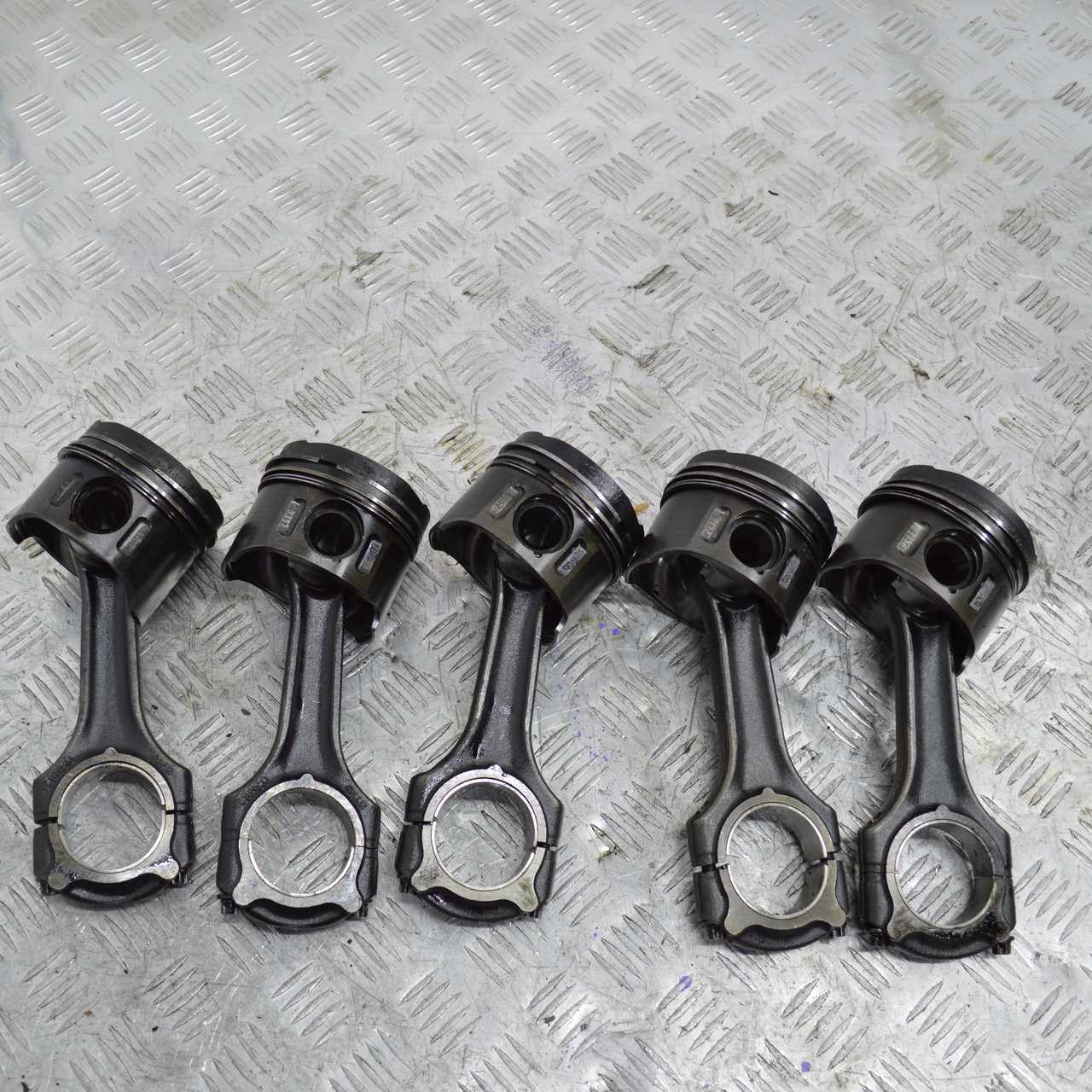 Шатун з поршнем 2.7 CDI OM612 Mercedes W203 W210 Sprinter Мерседес ...