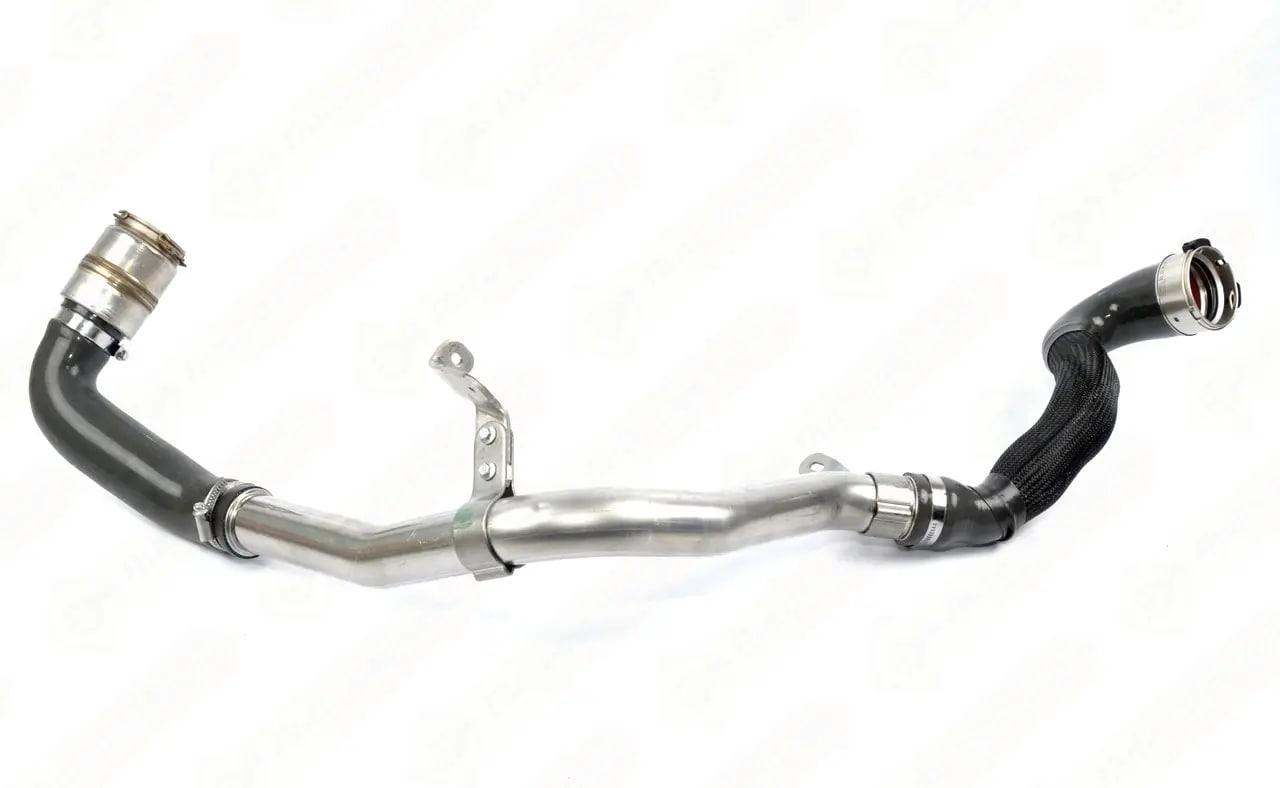 Шланг (патрубок) інтеркулера нижній правий 2.3dCi Master 3 Опель Мовано ...