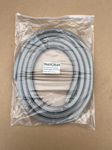 Купити Ущільнювач задніх дверей не суцільний сірий Авео Т-255 5-дв. GM ...