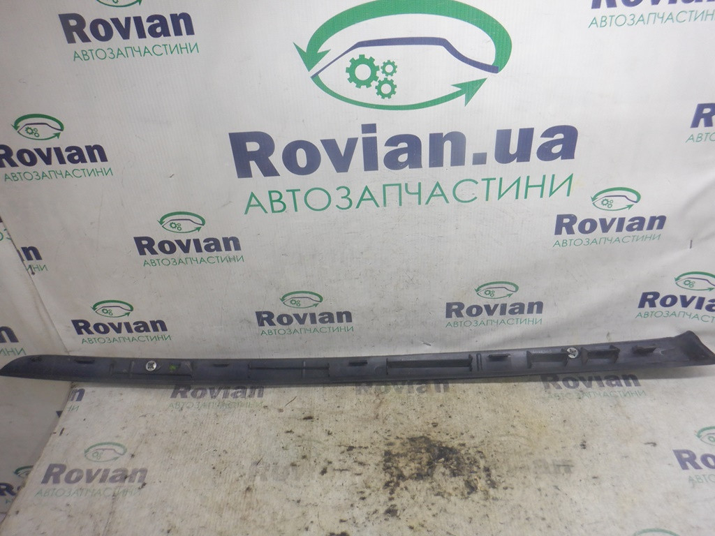 Купити Ущільнювач лобового скла правий Citroen C5 2 2008-2017 (Ситроен ...