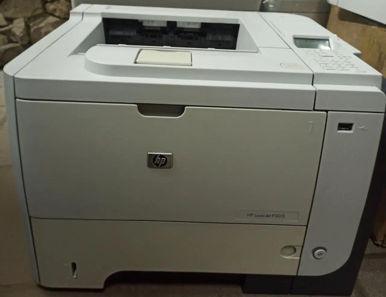Hewlett-Packard LaserJet Enterprise P3015DN / лазерна монохромна друк ...
