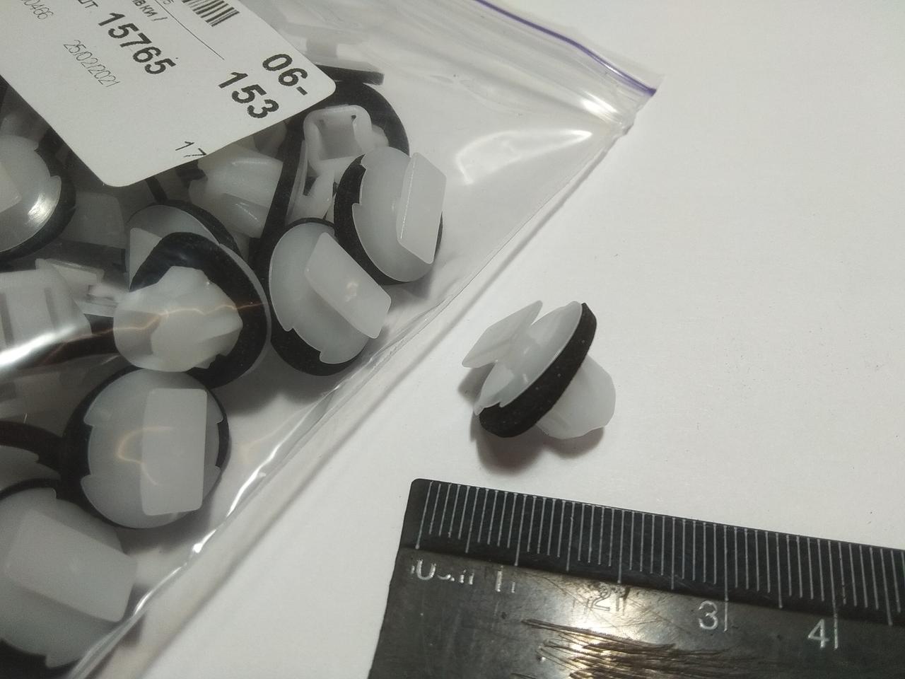 Купити Пістон кріплення молдингу, арки Nissan (15765) (76882JG10A ...