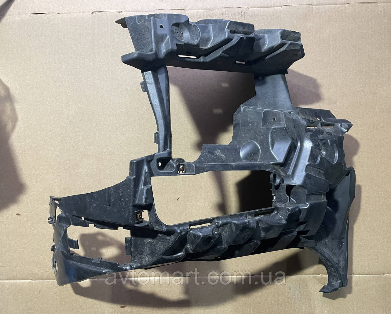 Купить BMW X5 g05 Кріплення протитуманної фари ліве 51117421819 ...