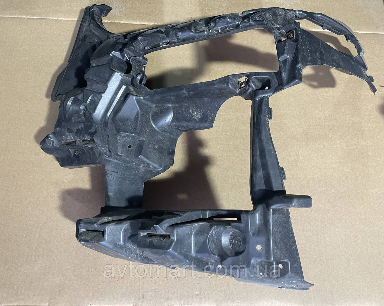Купить BMW X5 g05 Кріплення протитуманної фари ліве 51117421819 ...