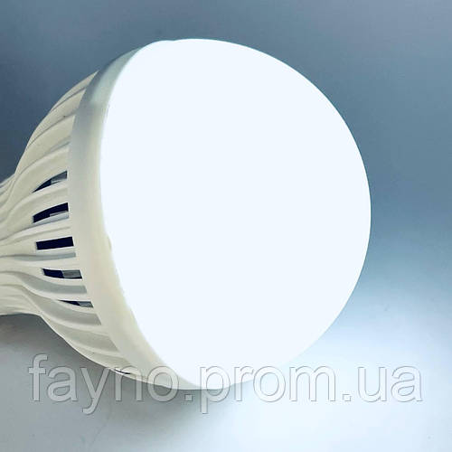 Лампа LED аккумуляторная Practika 9 w 810 LMN цоколь Е27, цена 624 грн ...