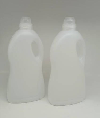 Купити Бутилка 1 л з ковпаком 30 мл для побутової хімії, ціна 16 грн ...