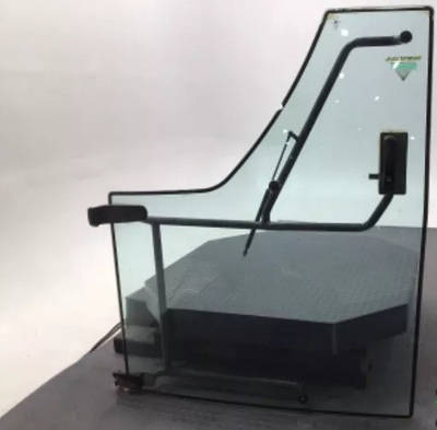 R564765 R564765 Скло двері кабіни трактора ліва, європейське. виконання ...