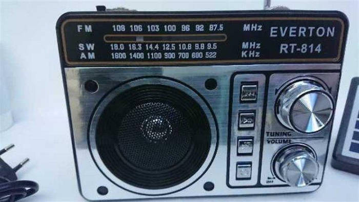 Портативный Радиоприемник Solar Everton RT-814 аккумуляторный с USB. фонарик, Солнечная батарея ...