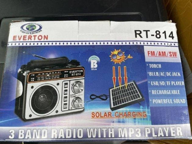 Купити Портативний радіоприймач Solar Everton RT-814 акумуляторний з USB. ліхтарик, Сонячна ...