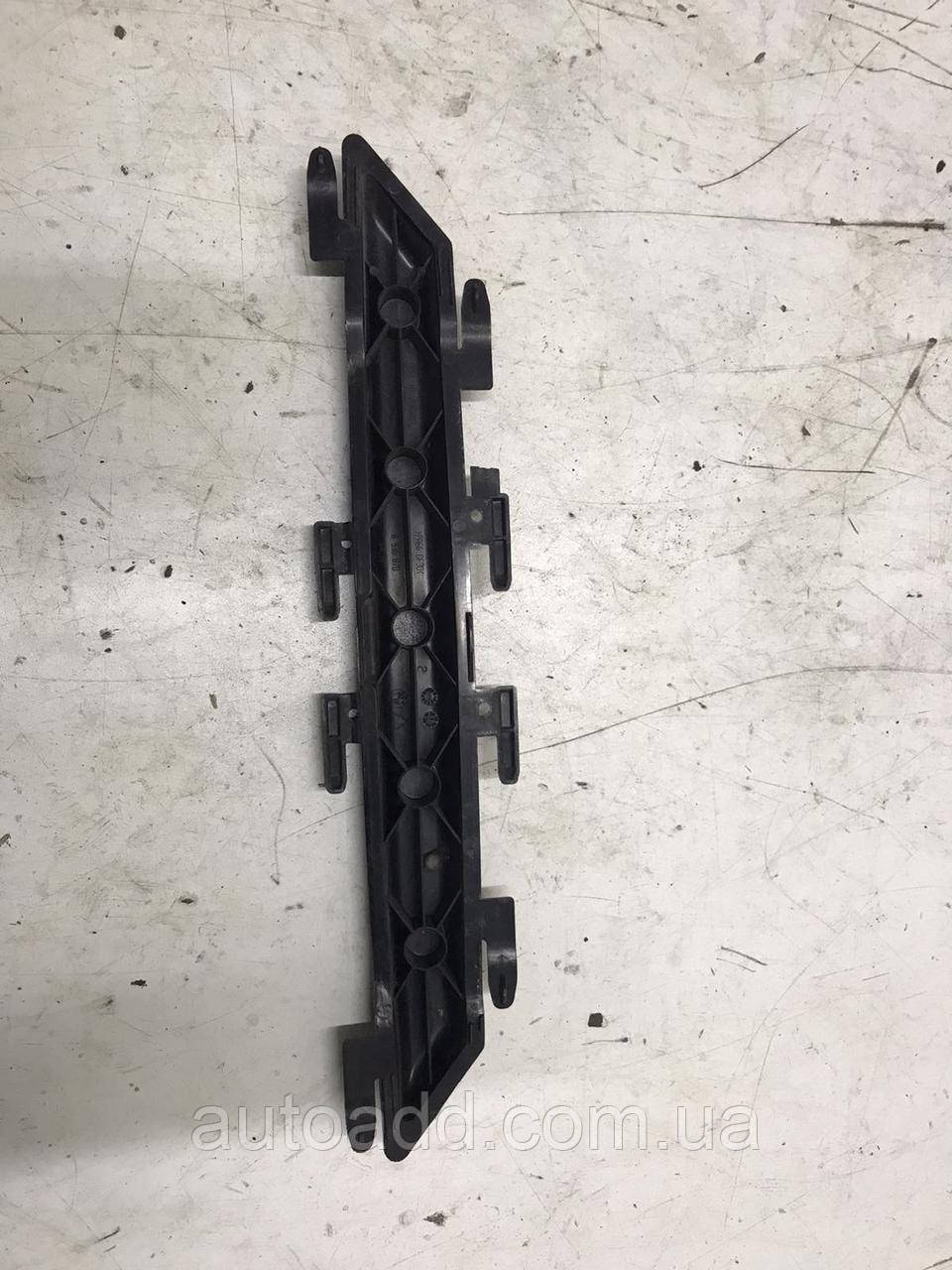 Купити Щиток молдинг защита жабо 6935870 BMW E60, ціна 400 ₴ - Prom.ua ...