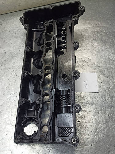 Купити Клапанна кришка 2.2 CDI ГБЦ A6510108918 Мерседес MERCEDES Viano ...