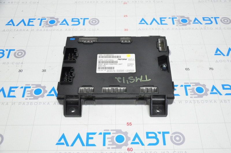 BODY CONTROLLER Tesla Model S 12- — Купить Недорого на Bigl.ua (1725807561)