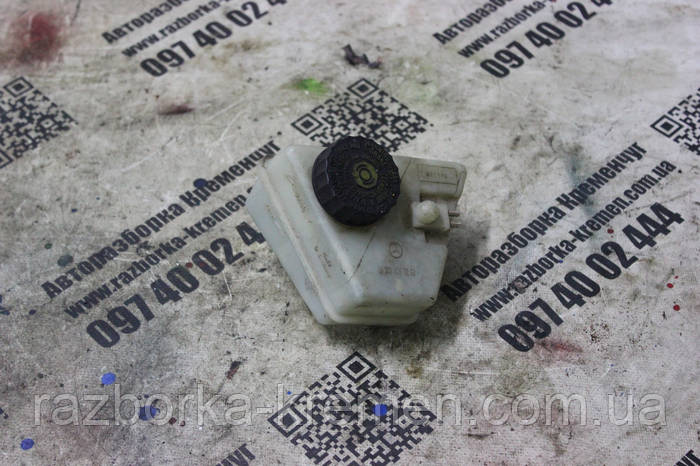 A2024300202 бачок главного тормозного цилиндра Mercedes E-class W210 ...