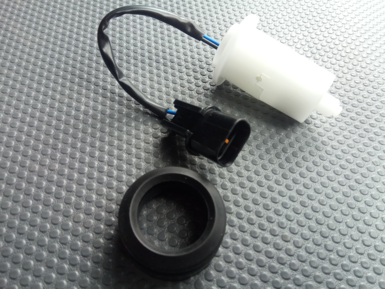 Датчик уровня жидкости бачка омывателя Hyundai/KIA, MOBIS (985203F000 ...