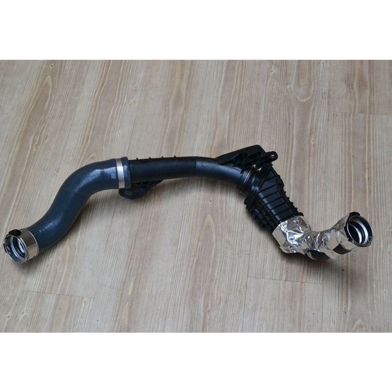 Патрубок интеркулера (правый) на Renault Dokker 2012-> 1.5dCi - доккер ...