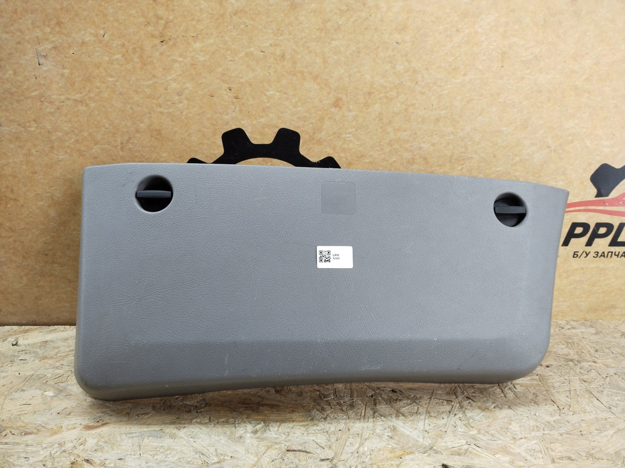 Купить Mercedes Sprinter W906 2006-2018 Накладка двери передней левой ...