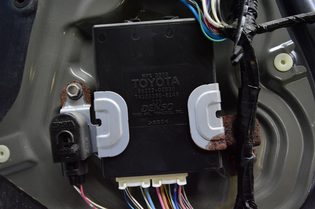 COMPUTER, MULTIPLEX NETWORK BODY Toyota Sequoia 2008-2022 блок упр ...